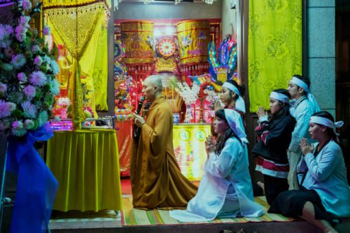 Đêm tối rực rỡ - Kat in love